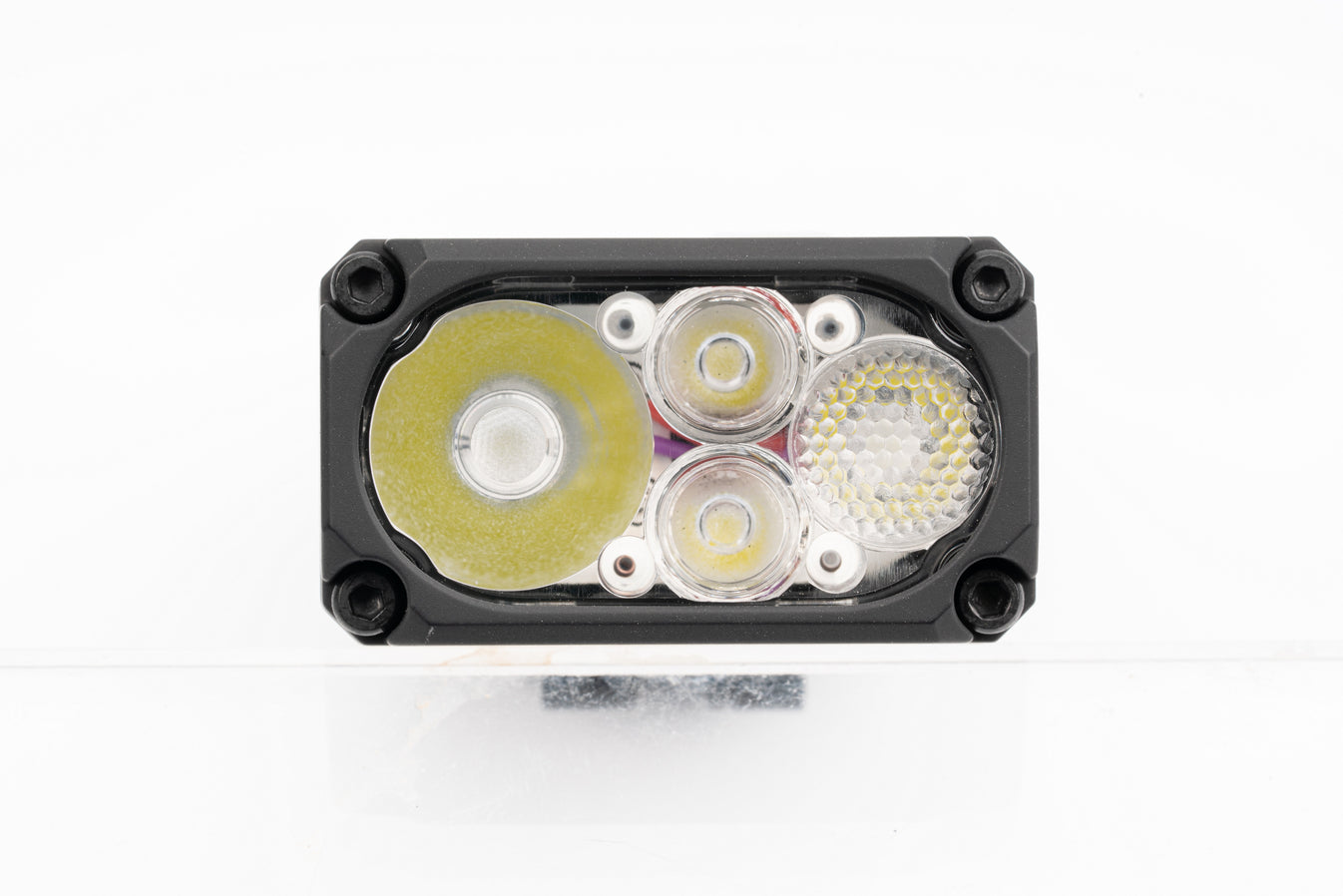 Wuben X4 Compact Multi-Function Flashlight